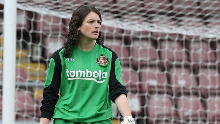 Top 10 England Women's Goal Keeper - Sports Enquiry